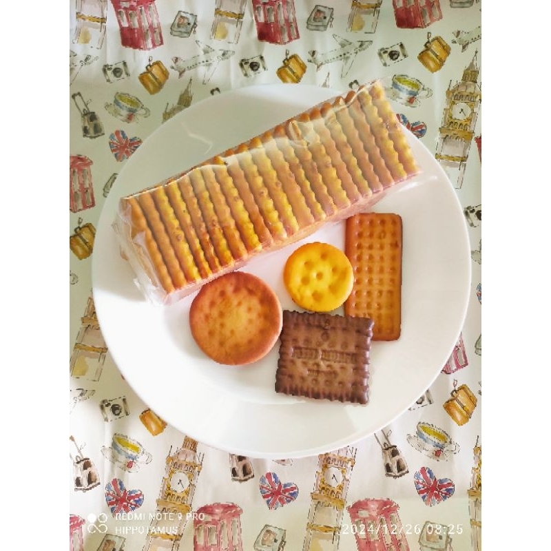 Jual Assorted Biscuits Cookies Artificial Fake | Biskuit Mainan ...