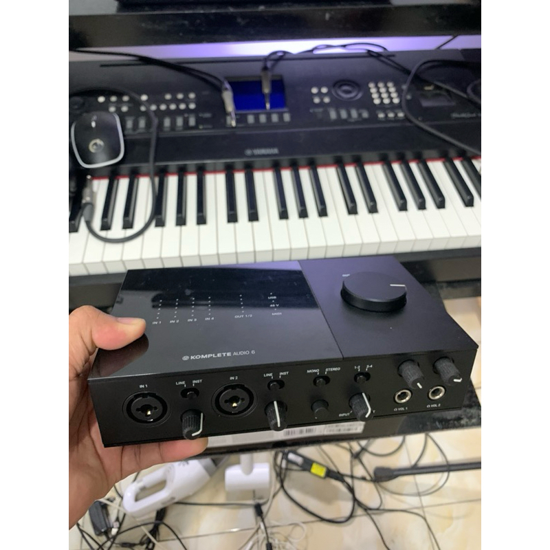 Jual KOMPLETE AUDIO 6 MK2 NATIVE INSTRUMEN audio interface (soundcard ...