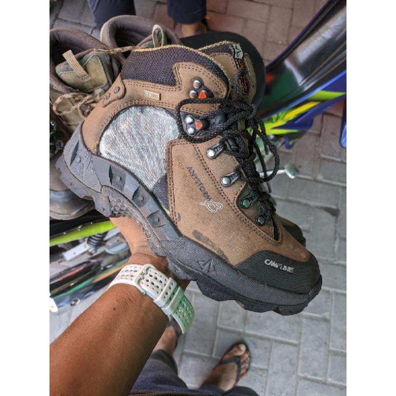 Jual sepatu gunung campline | Shopee Indonesia