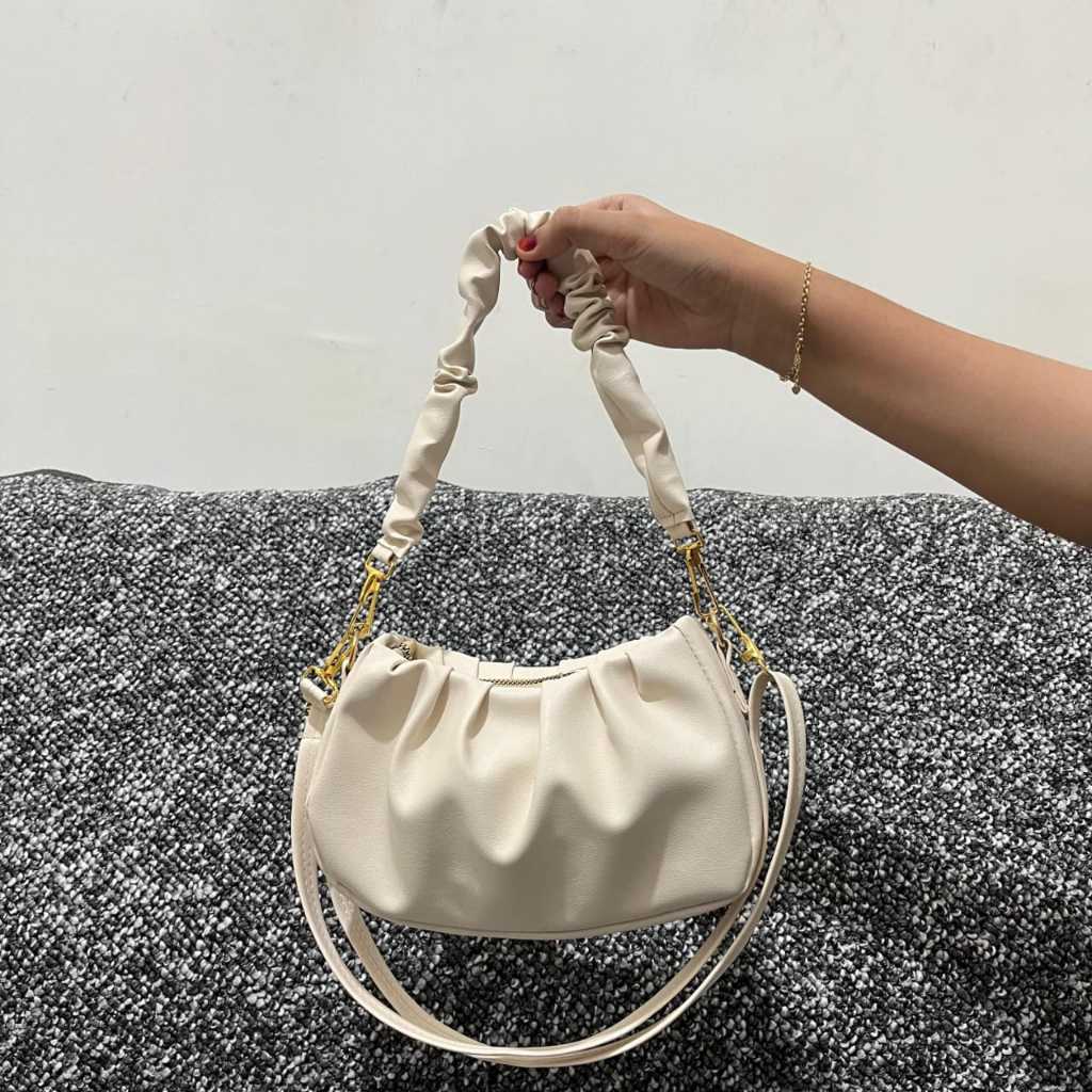 Jual [GIVI] DAVIENA BAG - Tas Selempang Wanita Kulit - Shoulderbag ...