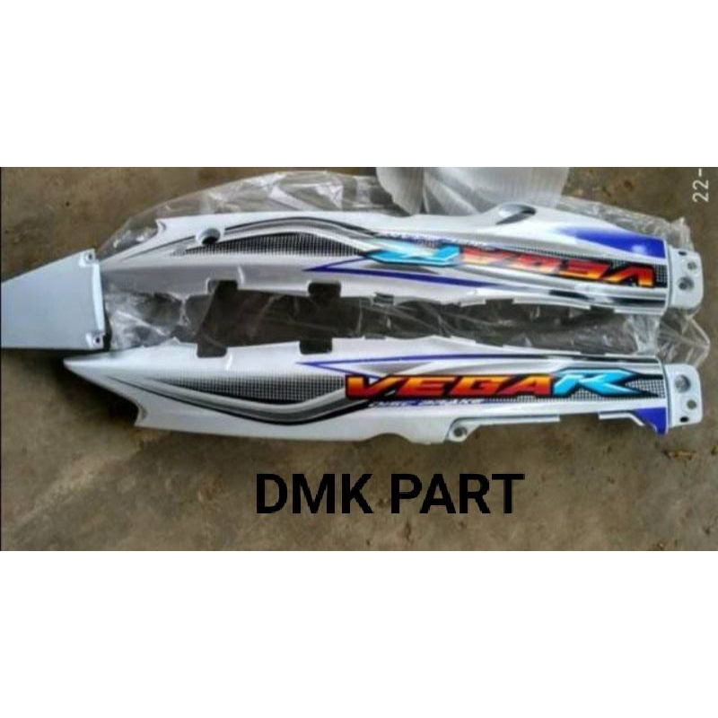Jual cover body Vega r lama warna putih set striping list Vega r biru ...