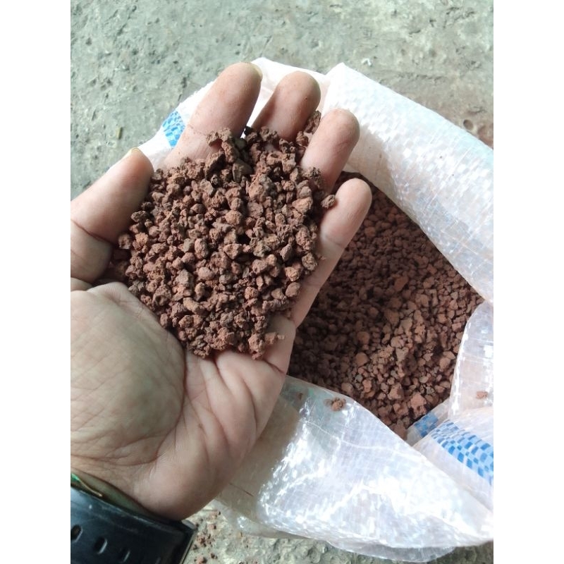 Jual Pasir Malang Merah untuk taman, media tanam, aquascape kemasan 1 ...