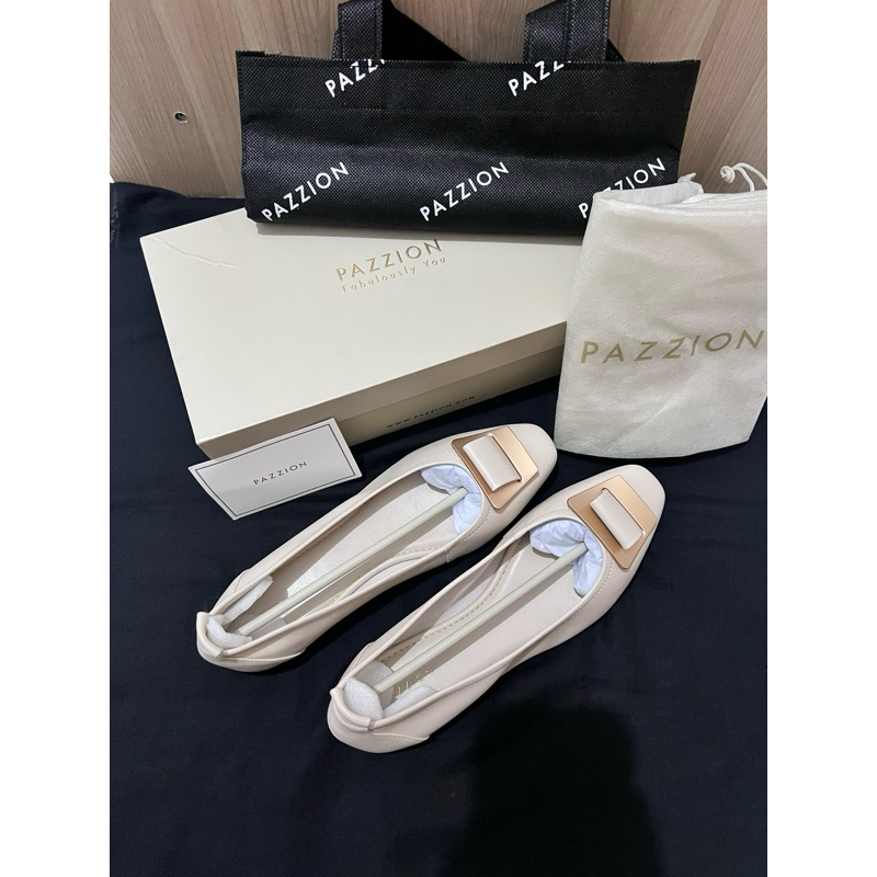 Jual Flatshoes Pazzion Beige (Kondisi Baru) | Shopee Indonesia