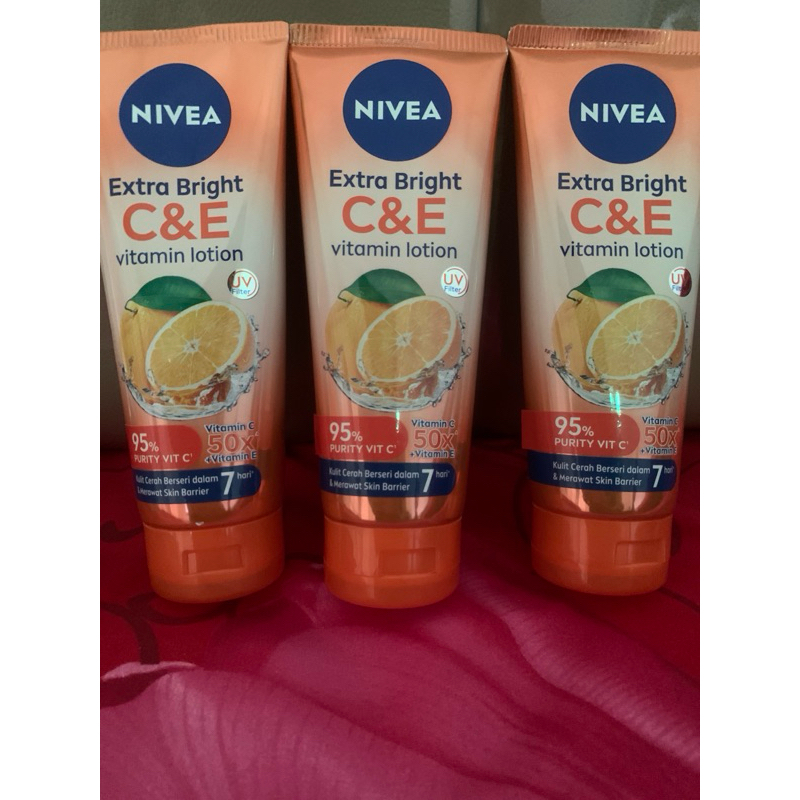 Jual Nivea Extra Bright C&E Vitamin Lotion UV Lightweight Skin Barrier | Shopee Indonesia