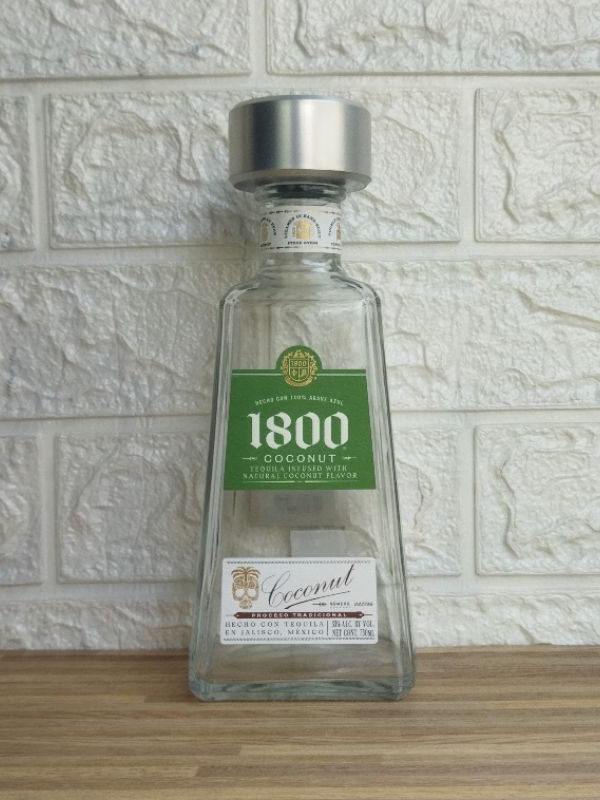 Jual Botol Kosong Tequila 1800 Coconut 750ml | Shopee Indonesia