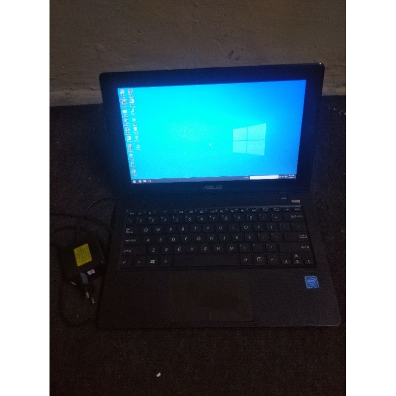 Jual Notebook Asus x200m | Shopee Indonesia