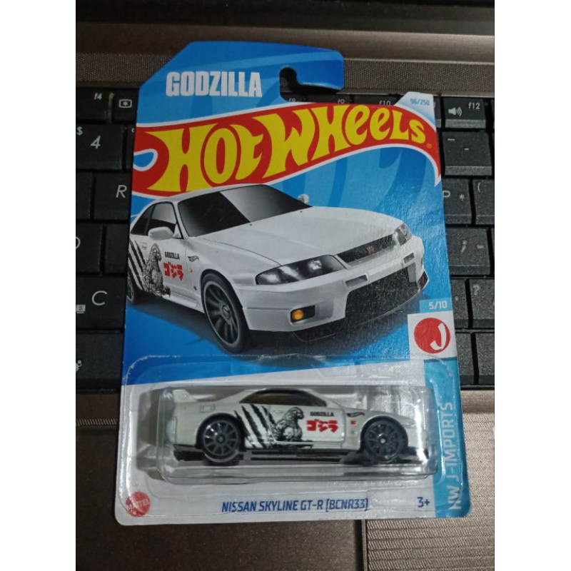 Jual Hotwheels Nissan Skyline GTR R33 Godzilla White Red | Shopee Indonesia