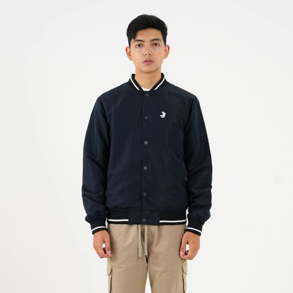 Jual 3Second Jaket Bomber Pria Regular Fit Taslan Vega OL-CGL051124 ...