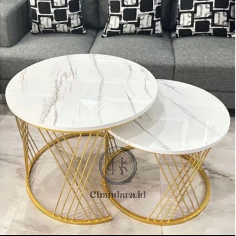 Jual Meja Estetik / Meja Ruang Tamu / Meja Minimalis / Meja Besi Gold ...