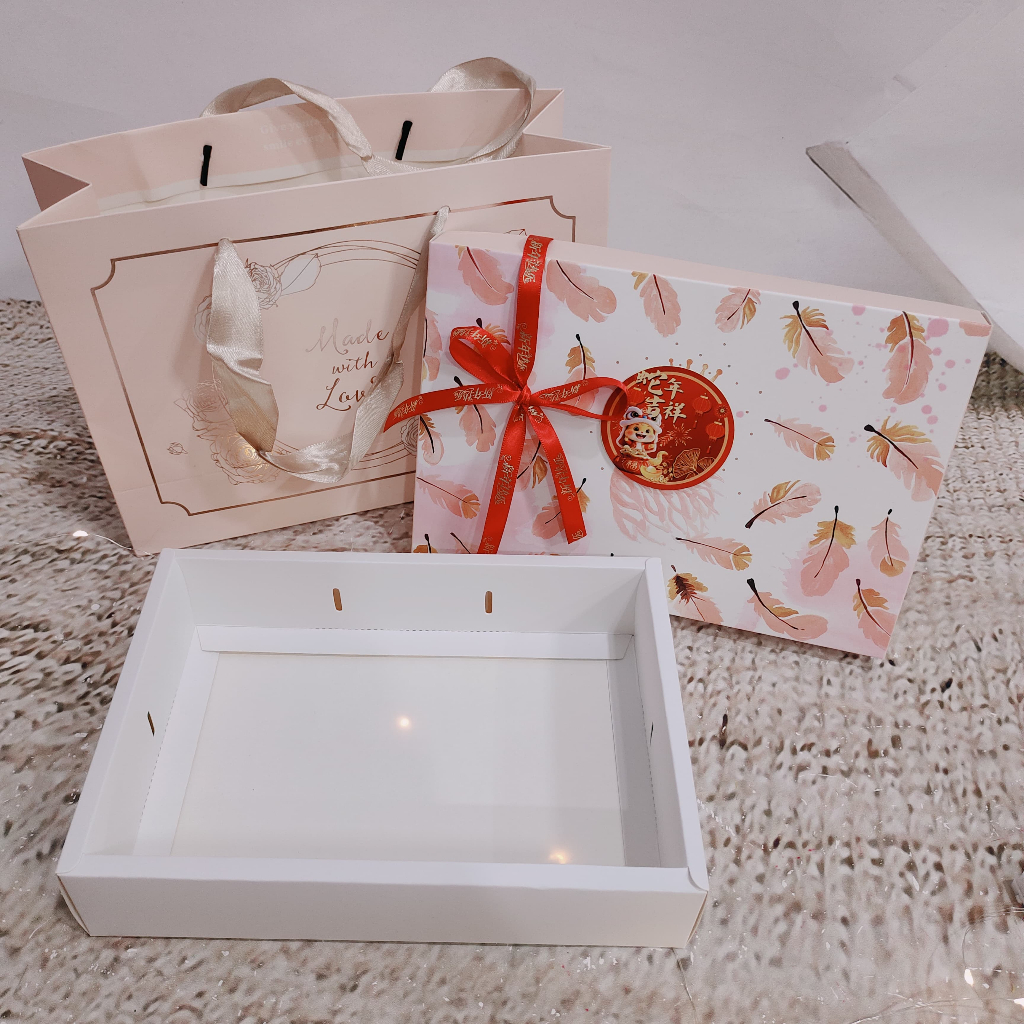 Jual Giftbox Imlek ULAR ROSES - Kotak Hampers Imlek Ular CNY GB029 ...