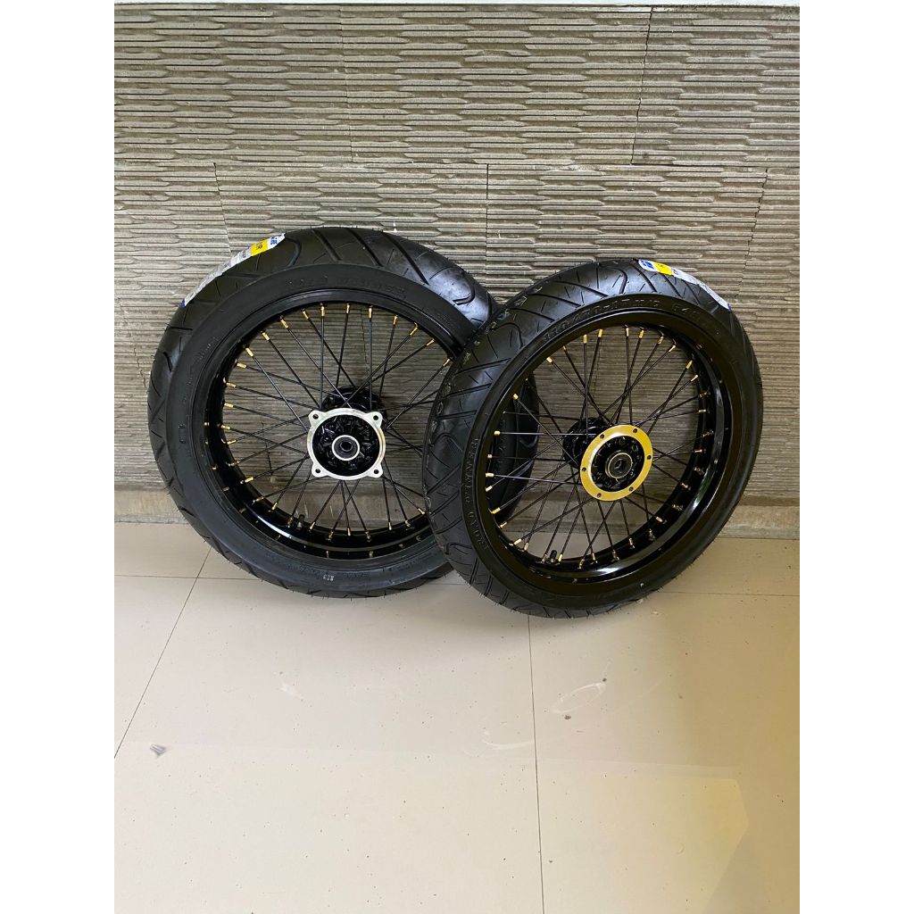 Jual Roda Supermoto KLX Ring 17 Wheelset Sumo D-Tracker Ban IRC Baru ...