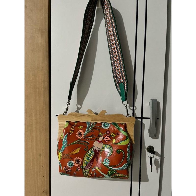 Jual tas unik kulit asli kulas motif bunga burung like new | Shopee ...