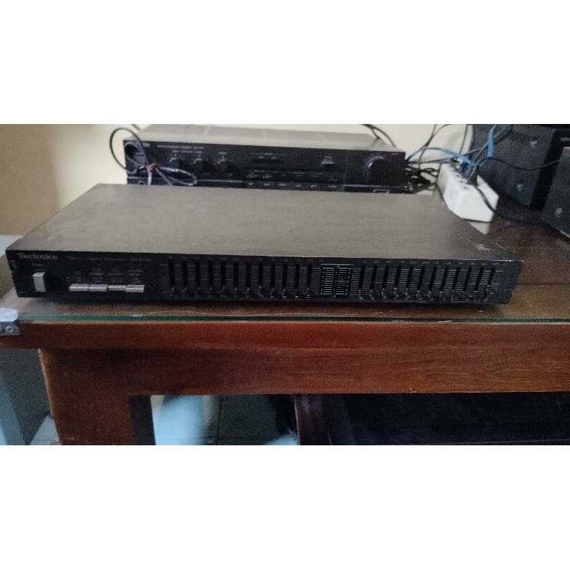 Jual Graphics Equalizer TECHNICS SH 8045 Slim 24 Channel Stereo ...