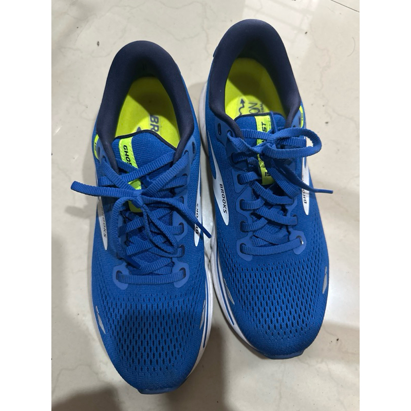 Jual sepatu Brooks Ghost 15 size 42 preloved | Shopee Indonesia