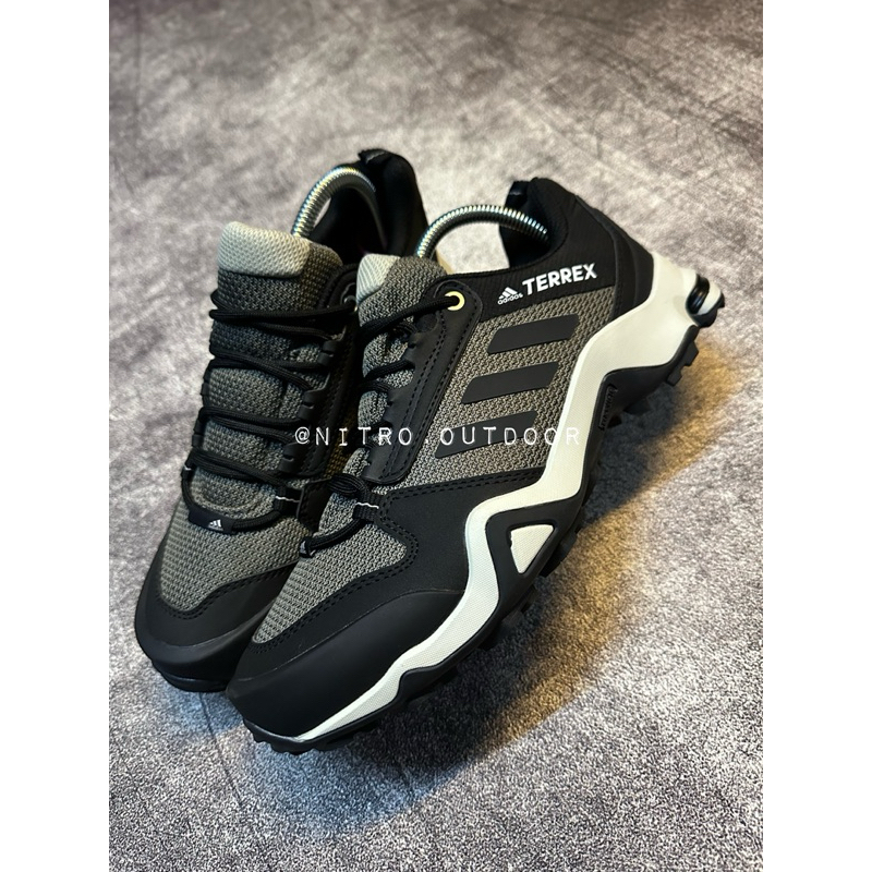 Jual SEPATU HIKING ADIDAS TERREX AX3 GORE-TEX | Shopee Indonesia