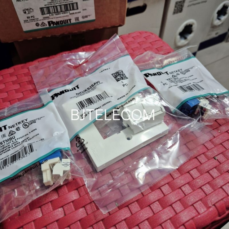 Jual PANDUIT NETKEY 2PORT NKUKS2SAW LENGKAP MODULAR JACK CAT 6 NK6TMBU ...