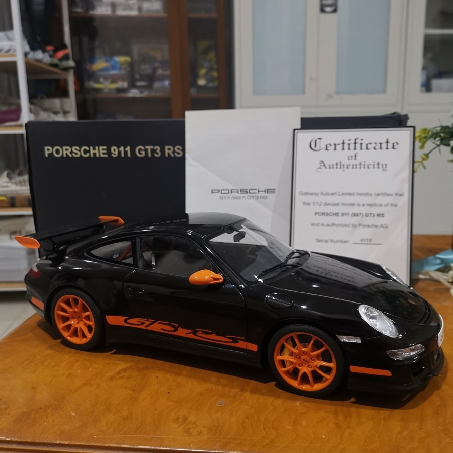 Jual Autoart Signature 1 12 Porsche 911 997 GT3 RS Hitam Black | Shopee ...