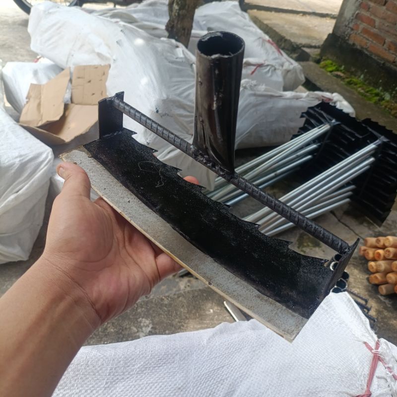 Jual Cangkul Multifungsi Cangkul Garuk Rumput Gulma/Cangkul Baja ...