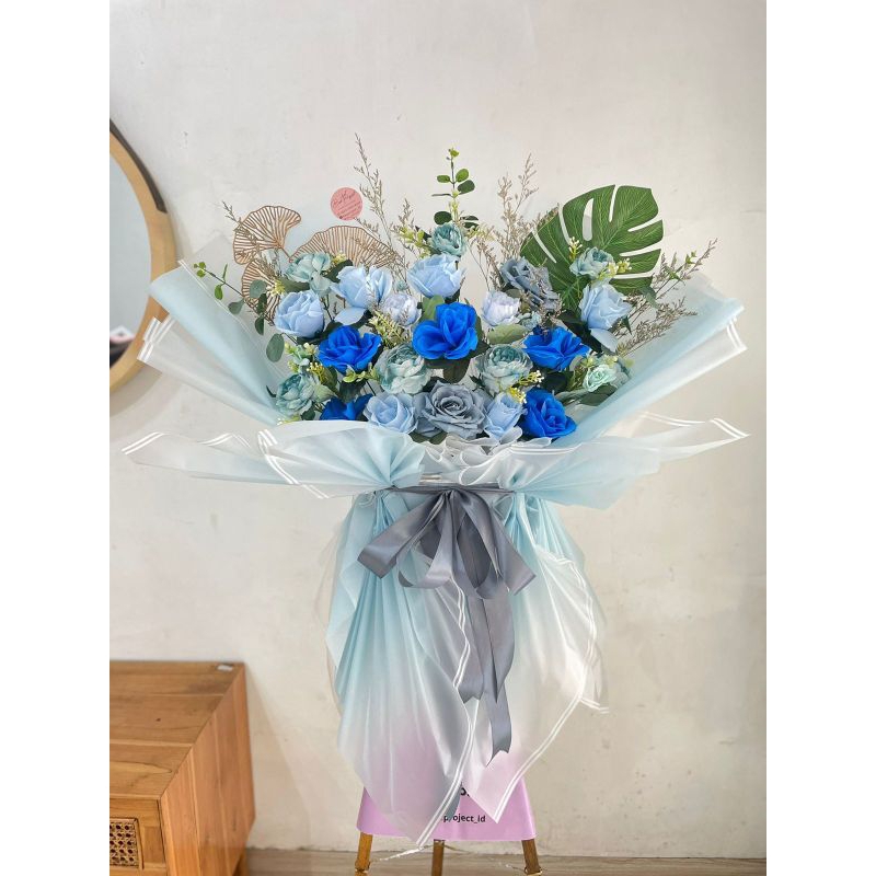 Jual Standing standing flowers/ bucket makassar/ bunga artificial ...