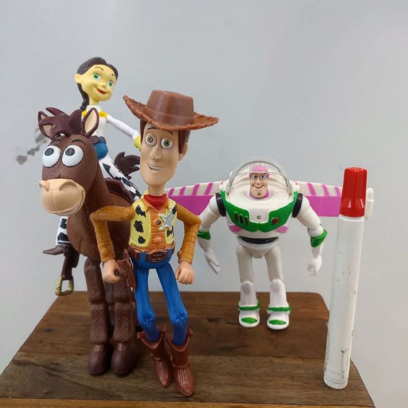 Jual action figure toy storybuzz lightyear jessie kuda woodytinggi ...