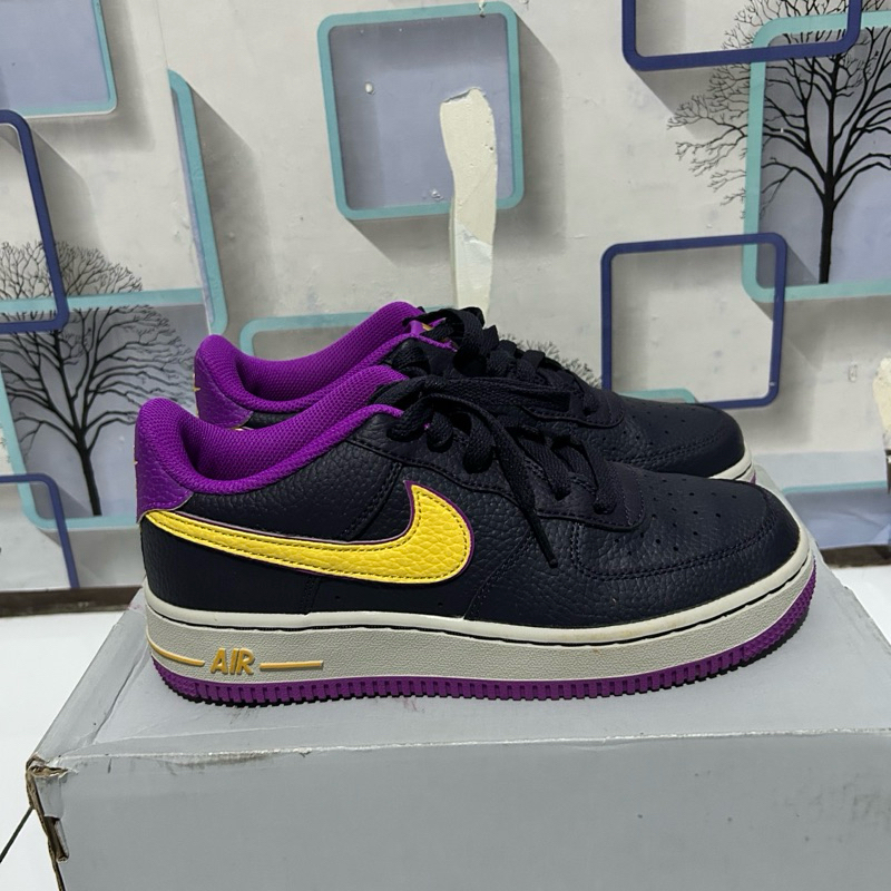 Jual Sepatu Original Nike Air Force 1 GS Used Inlcude Box | Shopee ...