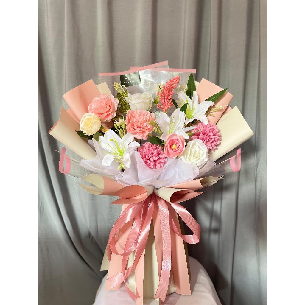 Jual Soft Garden | Buket bunga artificial wisuda sidang | Buket pink ...