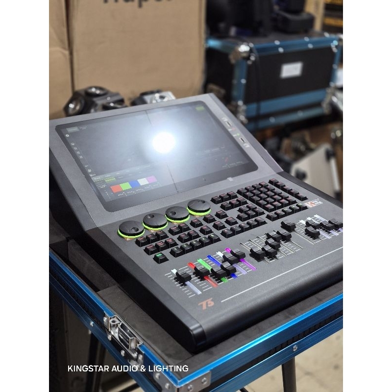 Jual Mixer Kingkong T3 Original Digital Plus Hardcase Lighting DMX Beam ...