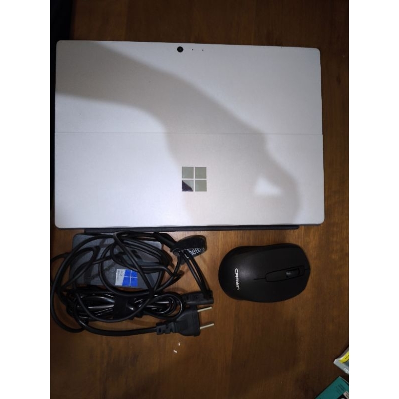 Jual Microsoft Surface Pro 1796 Core i5 Touchscreen Second | Shopee ...