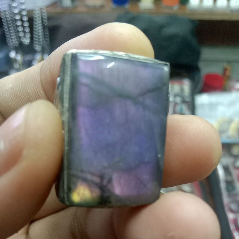 Jual NATURAL BATU LABRADOR KLEP UNGU KOTAK | Shopee Indonesia