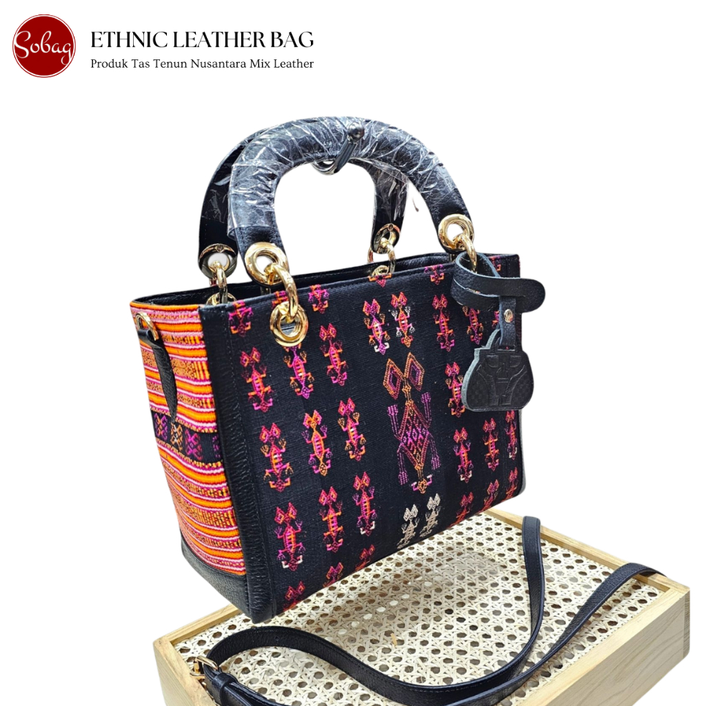 Jual PREMIUM DOR BAG Tenun NTT mix Kulit Sapi Asli | Shopee Indonesia