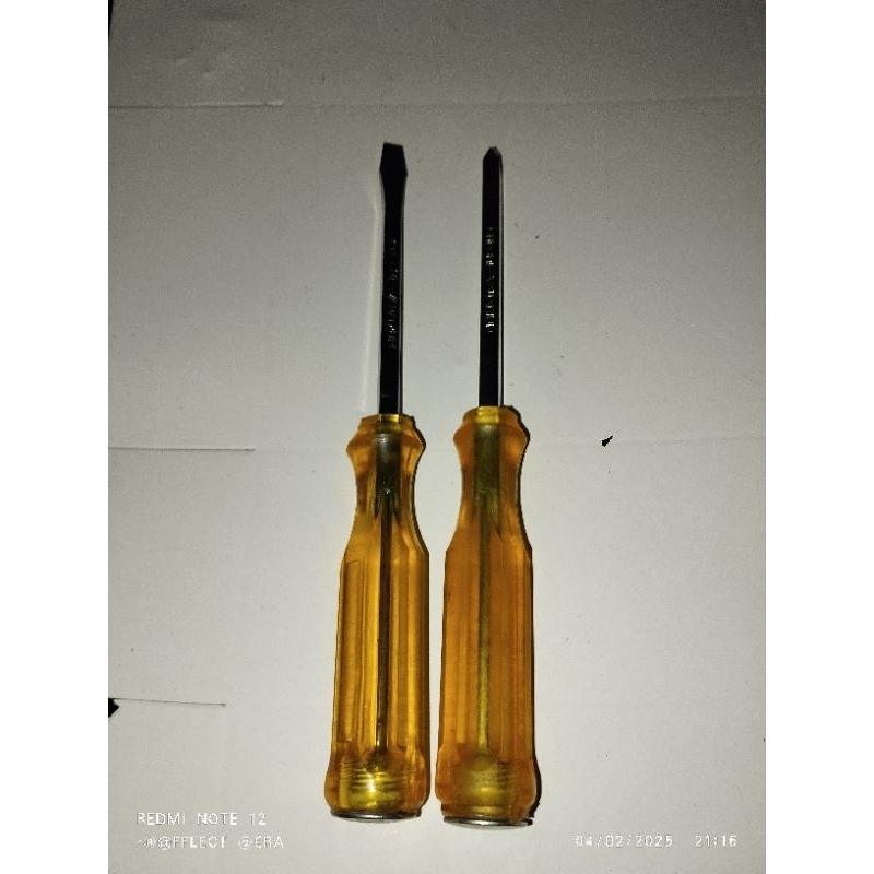 Jual obeng ketok ,obeng ketok tembus (-) kuning 1(+) | Shopee Indonesia
