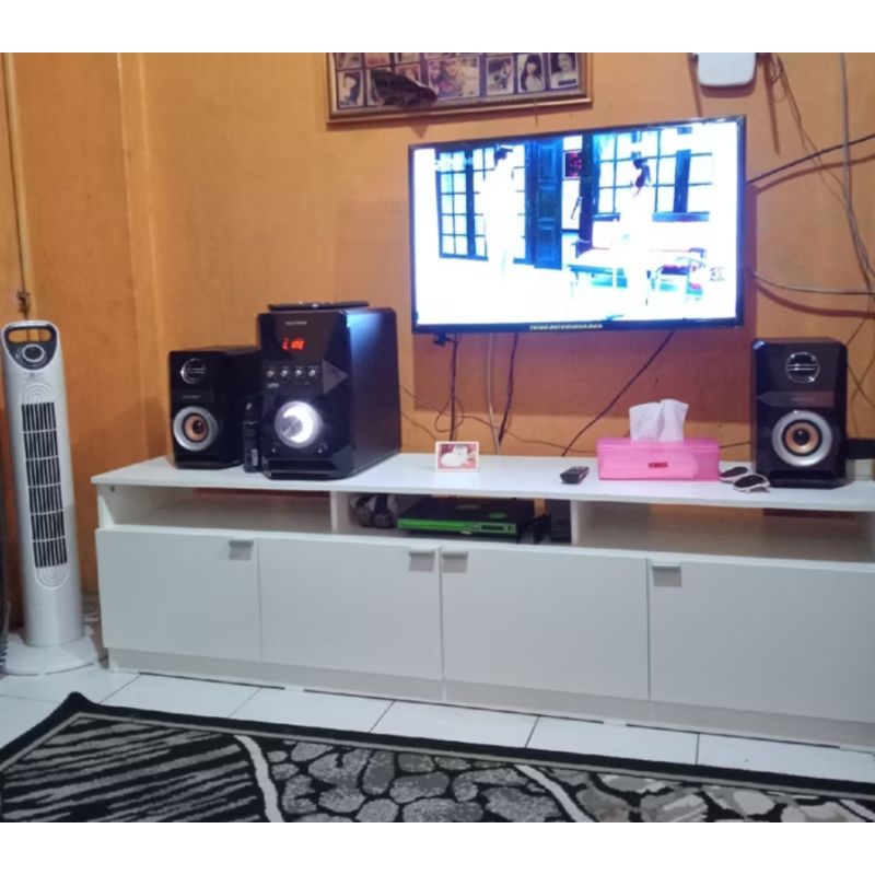Jual RAK TV MINIMALIS / BUFFET TV MINIMALIS / MEJA TV BESAR HITAM PUTIH ...