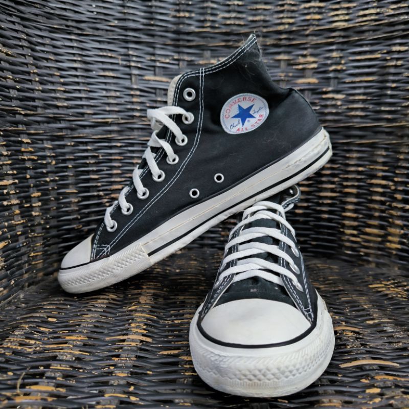 Jual CONVERSE ALL STAR BW Japan market Original size 42.5 | Shopee ...