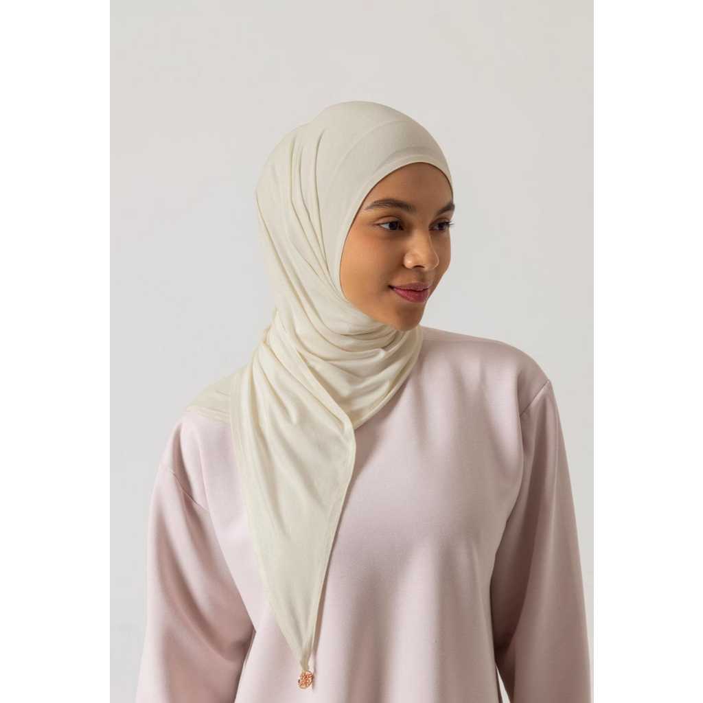 Jual BUCHRA HIJAB INSTAN - RIA MIRANDA | Shopee Indonesia
