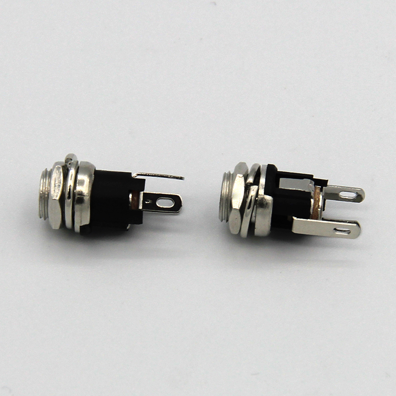 Jual SOKET DC 3 PIN BESI FEMALE 5.5X2.1 MM 3 PIN PANEL MUR BULAT ...