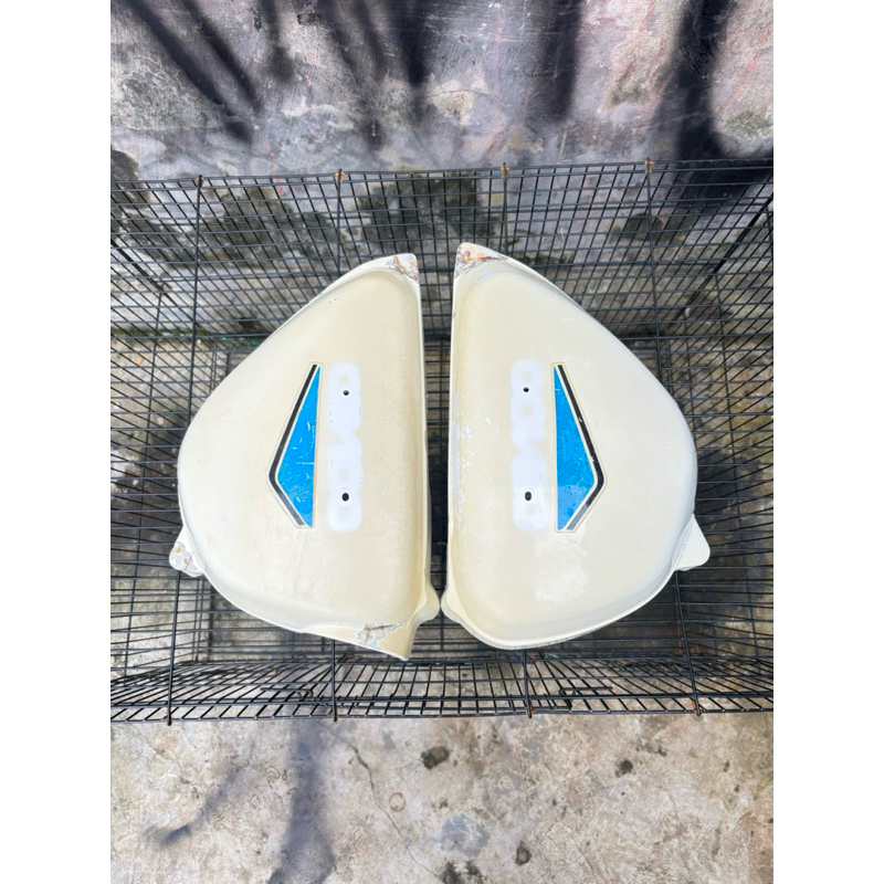 Jual Cover Dop Accu Honda CB100 Dilan Putih Biru Gading 1973 1974 ...