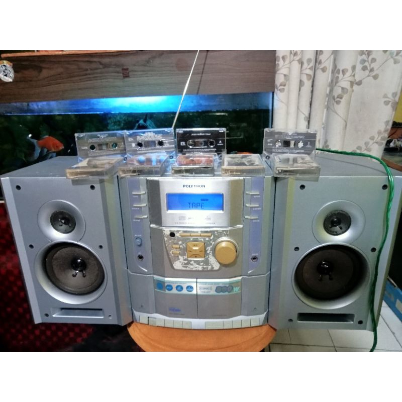 Jual radio tape compo polytron grand dividi GV902M dan bonus 5 kaset ...