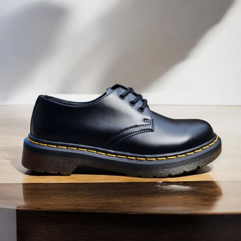 Jual Sepatu Boots Docmar 1461 Low Vegan Black Smooth Premium Faux ...