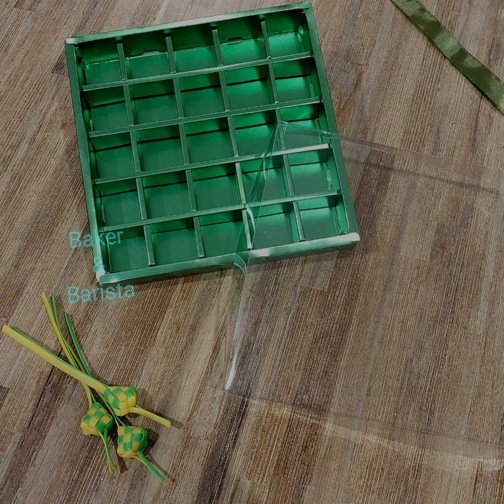 Jual Box Nastar Mika Sekat 25 Green / Red Dus Kue Packaging Nastar ...