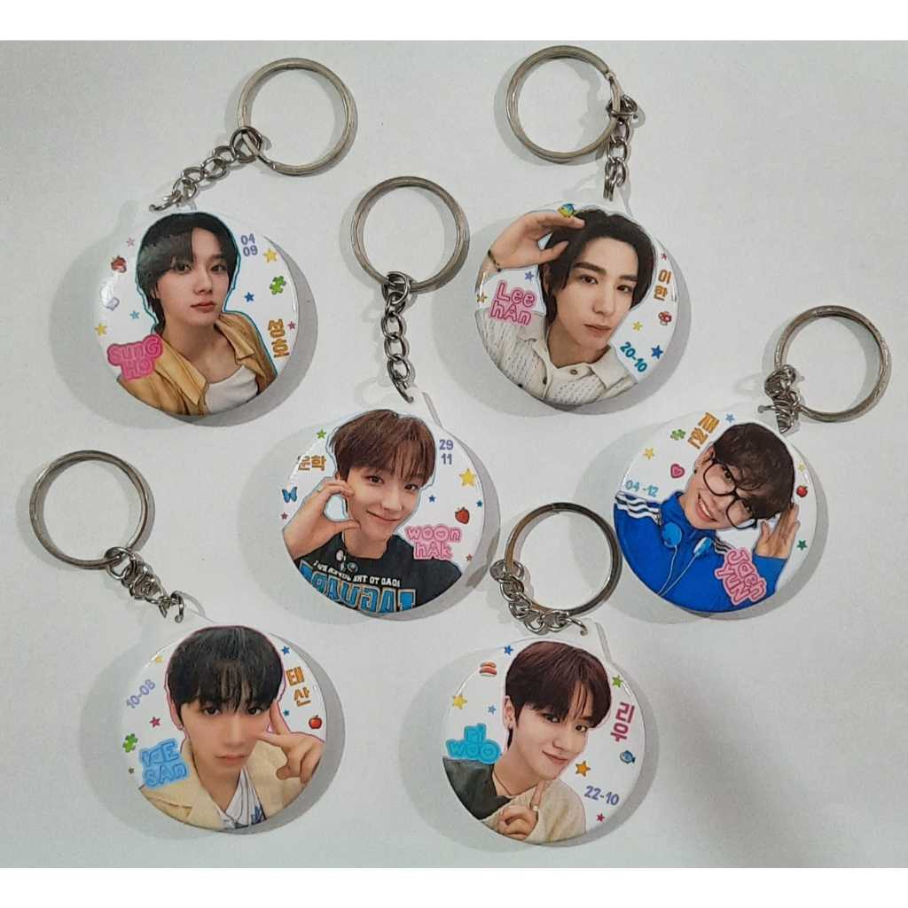 Jual Freebies Konser Kpop BND Boy Next Door Gantungan Kunci/Freebies Gantungan Kunci Ganci bulat ...