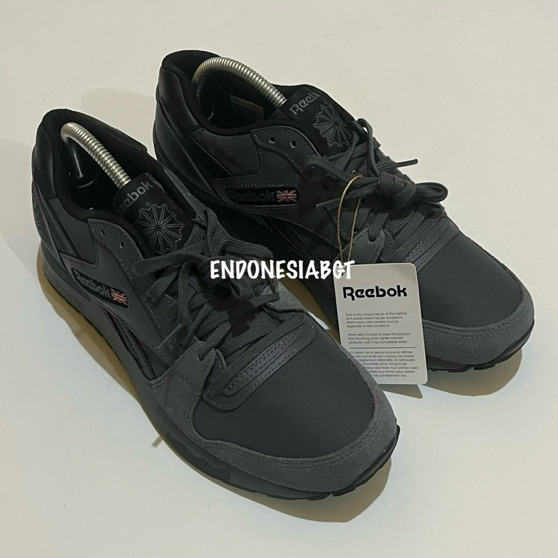 Jual Sepatu Reebok GL 6000 Unisex Sneakers Shoes - Black Brand New Map ...