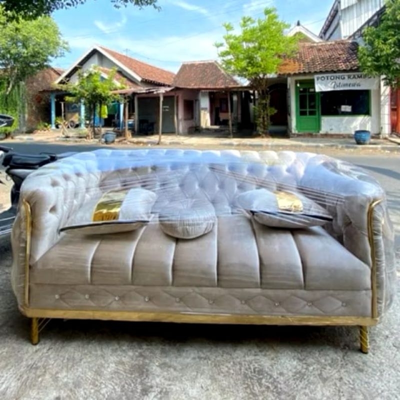 Jual Sofa Turkey Chesterfield Sofa Turkey 3 Seater | Shopee Indonesia