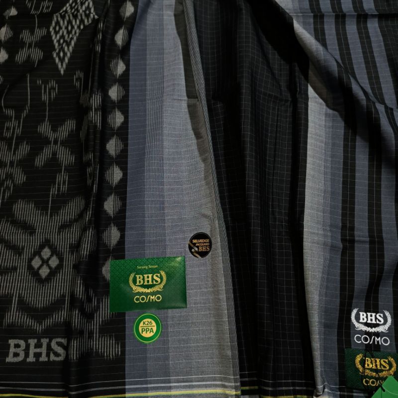 Jual SARUNG BHS COSMO GOLD K26 PPA 1 SELVEDGE JACQUARD | Shopee Indonesia