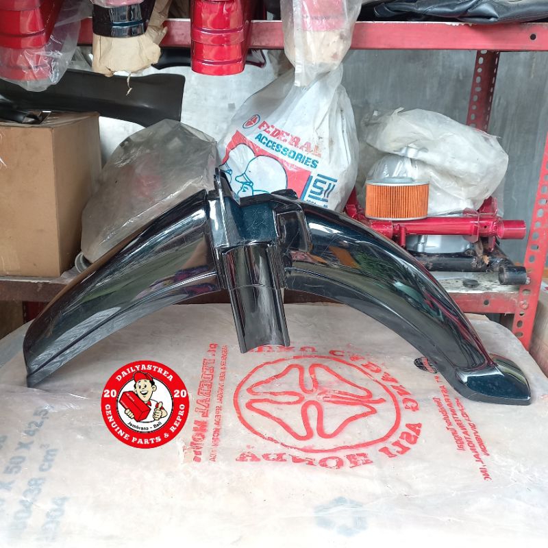 Jual FENDER FRONT SAYAP SLEBOR SPAKBOR DEPAN HITAM MERAH ASTREA PRIMA ...