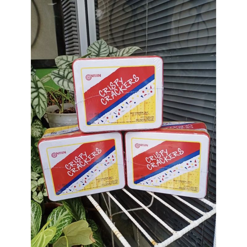 Jual NISSIN Crispy Crackers 750gr Biskuit Kaleng Camilan Biscuit ...