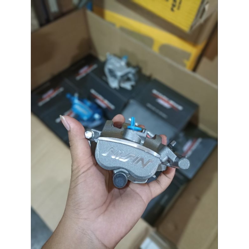 Jual kaliper nissin 2 piston KANAN set kampas rem tanpa breket (free stiker) | Shopee Indonesia