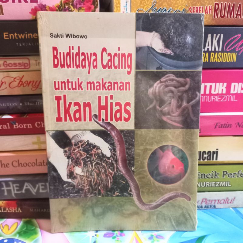 Jual BUKU BUDIDAYA CACING UNTUK MAKANAN IKAN HIAS (ORIGINAL) | Shopee ...