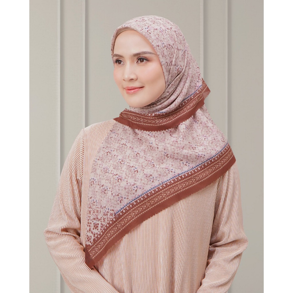 Jual DOA - Humaira Scarf Vanilla - Hijab Segi Empat | Shopee Indonesia