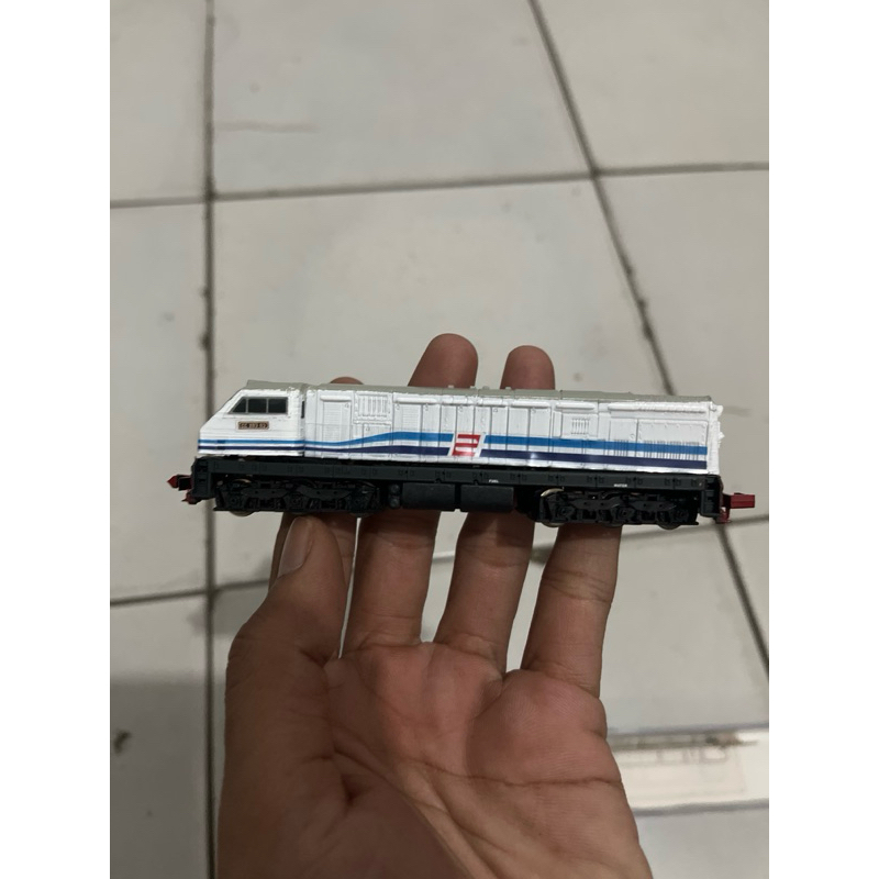 Jual Lokomotif CC 203 Liveri Z skala N (1:150) | Shopee Indonesia