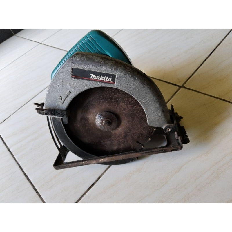 Jual MESIN POTONG KAYU MAKITA 5800.NB KONDISI SECOND | Shopee Indonesia